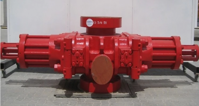 13 5/8'' 5000 Psi Ram Type Bop Cameron Shaffer Hydril Type