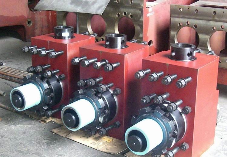 High Pressure Mud Pump Spare Parts Fluid End Module Hydraulic Cylinder